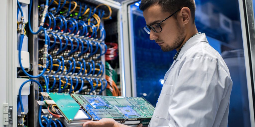 £1.5bn framework to upgrade NHS’s outdated IT systems and get ‘analogue ...