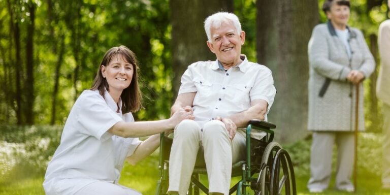 Assisted Living Communities: What Residents Experience - Digital Health ...