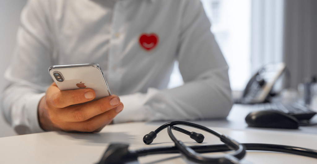 Docly launches in the UK to offer messaging-based digital consultations.